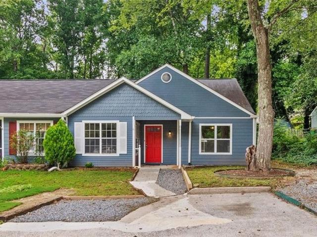 5126 Farm Place Dr NE, Woodstock, GA 30188