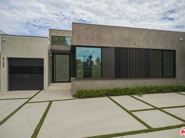 5126 Lindley Avenue