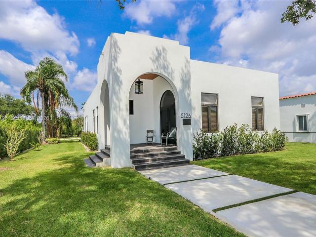 5126 SW 57th Ave, Miami, FL 33155 | MLS #A12000 | Compass