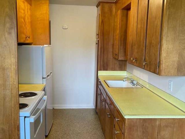 5127COLBYAVE 2 Bedroom Apartment for Rent at 5127 Colby Ave, Everett, WA 98203 Glacier View