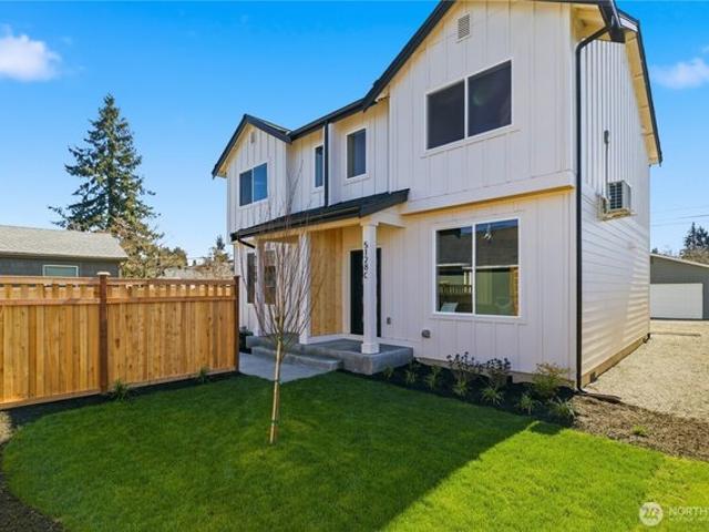 5128 N 39th St, Tacoma, WA 98407