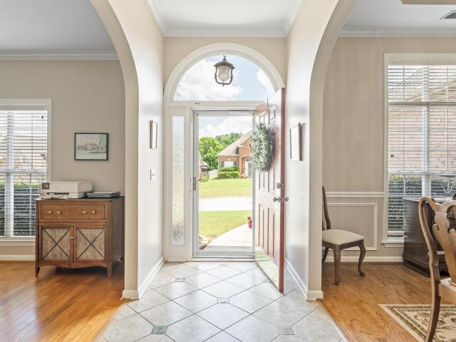 5128 Overlook Circle