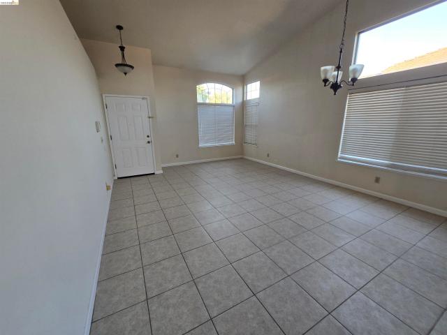 5128 Hereford Ct