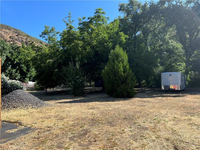 5128 W State Highway 20