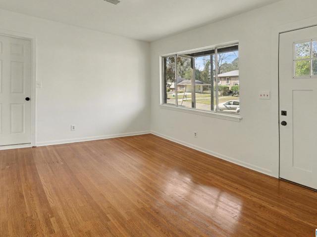 5129 Northumberland Road