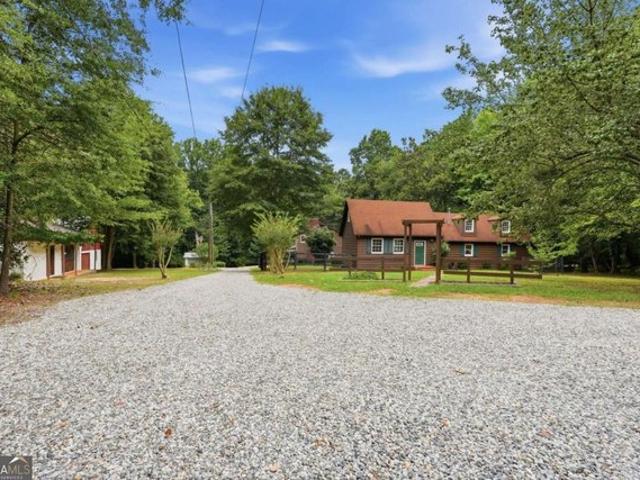 5129 Fourth Colony Dr, Gainesville, GA 30504