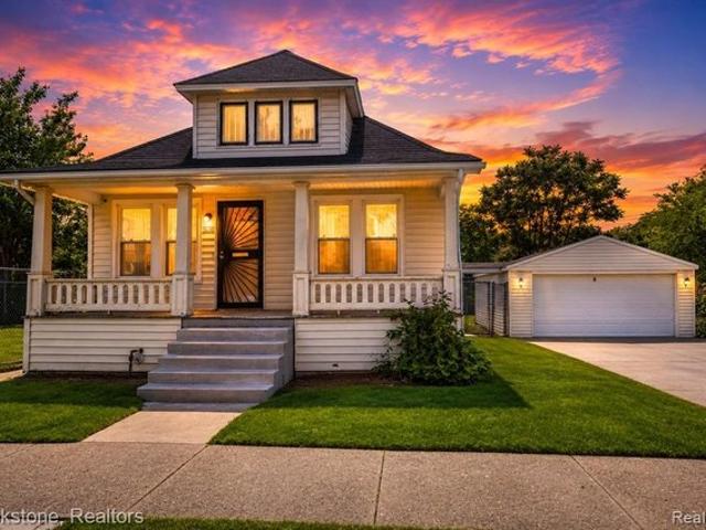 5129 Pennsylvania St, Detroit, MI 48213