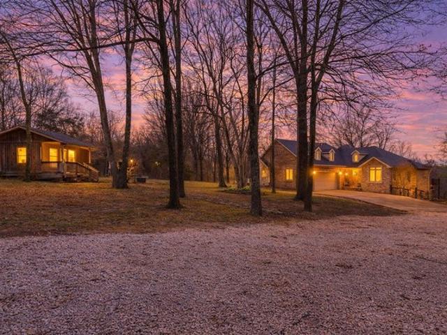 5129 W Farm Road 6, Brighton, MO 65617