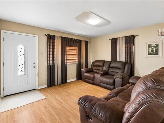 5120 Mount Shasta Dr, Marrero, LA 70072 | MLS #2555 | Compass