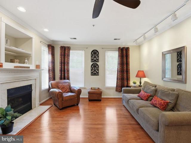 5120 Donovan Drive # 102