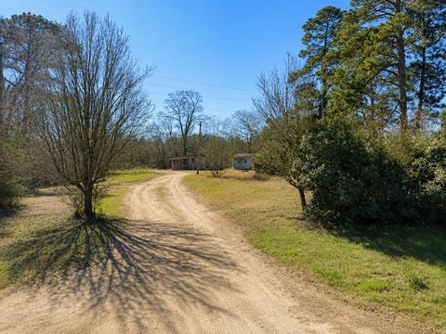 5120 FM 1374 Rd, Huntsville, TX 77340