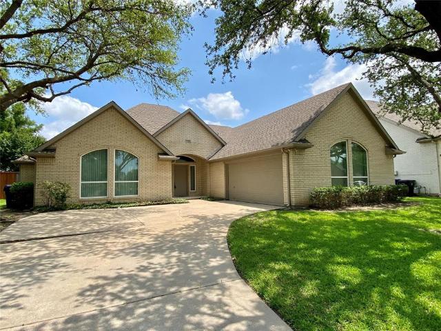 5120 Plantation Lane
