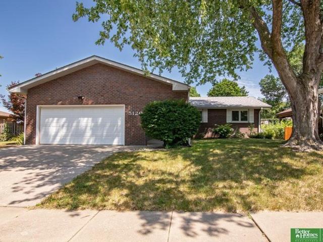 5120 S 32nd St, Lincoln, NE 68516