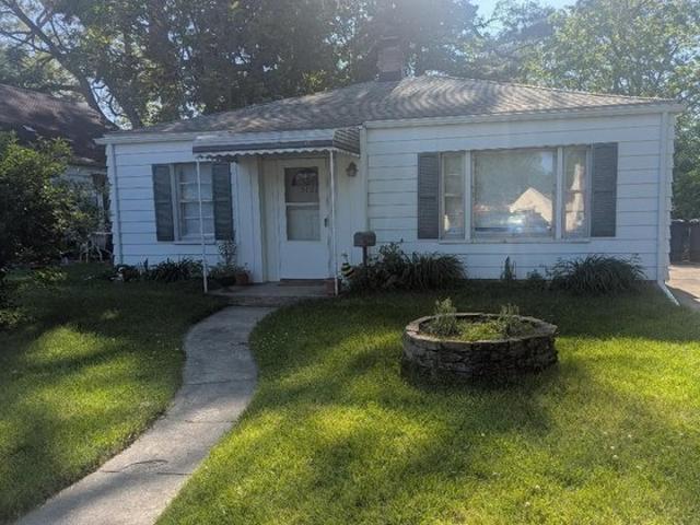 5121 Adella St, Toledo, OH 43613