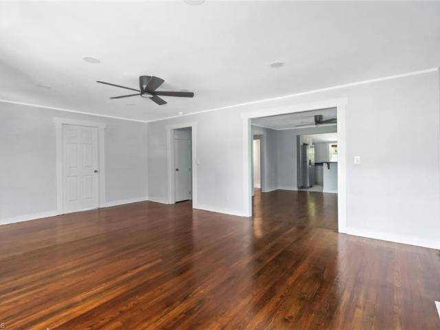 5121 Boone Trail