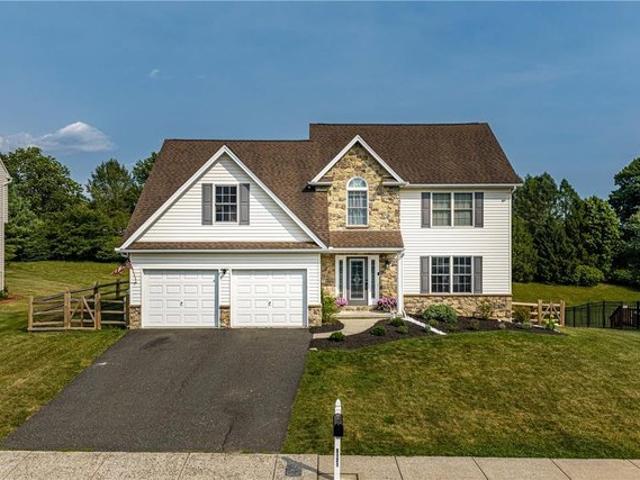 5121 Cassidy Dr, North Whitehall Township, PA 18078