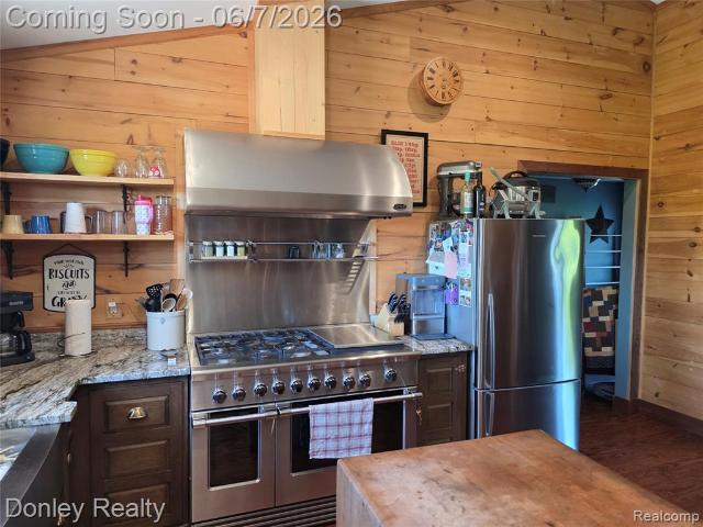 5121 Cotter Road