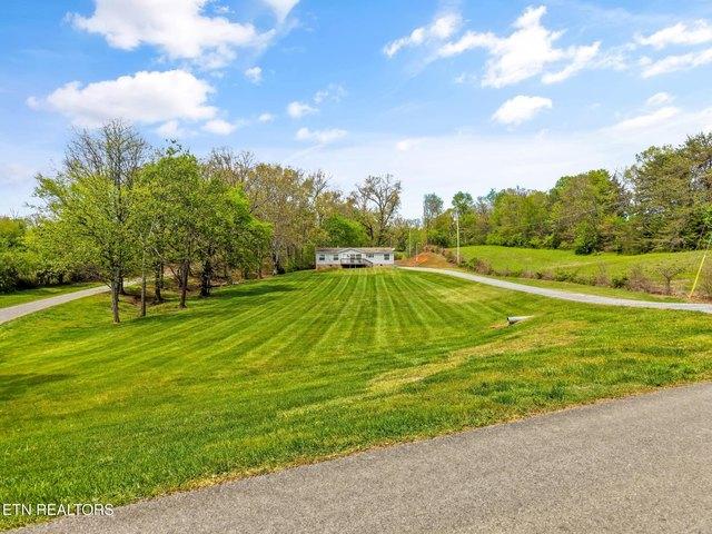 5121 Green Rd, Maryville, TN 37804