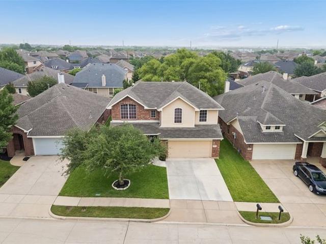 5121 Pinellas Ave, Fort Worth, TX 76244