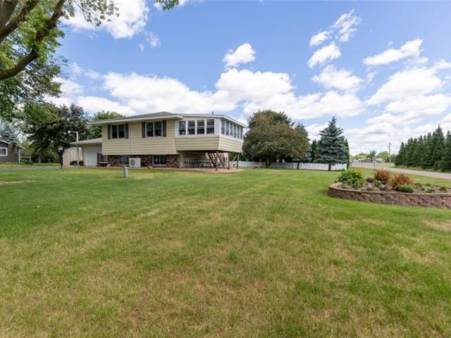 5121 st, Chippewa Falls, WI 54729