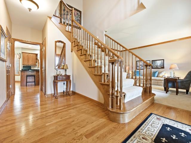 5121 Tall Oaks Drive
