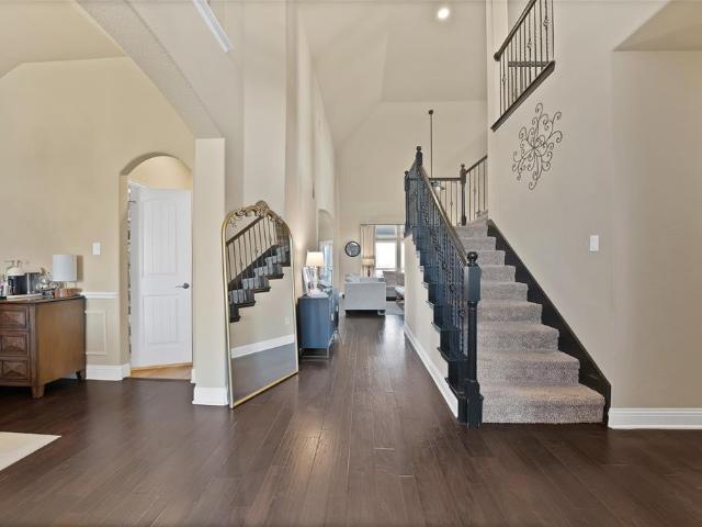 5121 Windstone Drive
