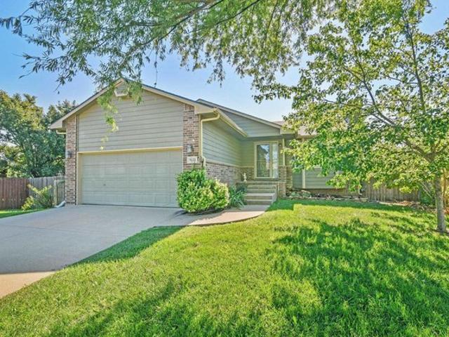 5122 N Blackhawk St, Wichita, KS 67219