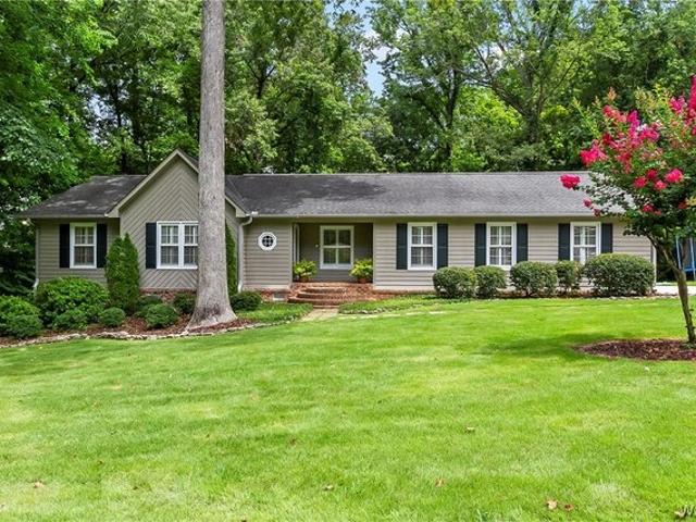 5122 New Watermelon Rd, Tuscaloosa, AL 35406