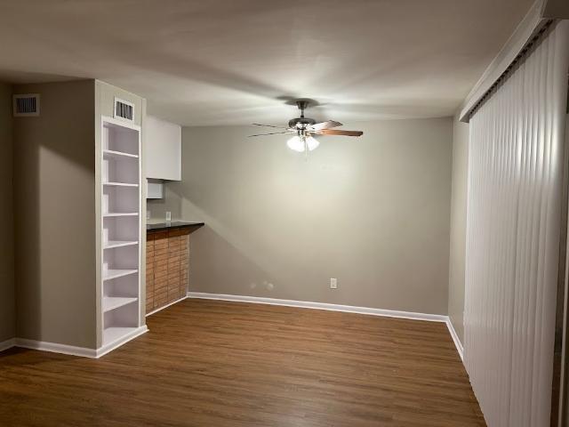 5123 Del Monte Dr, Unit 11, Houston, TX 77056 | MLS #47730 | Compass