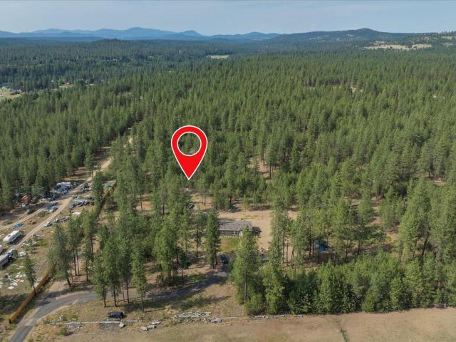 5123 E Chattaroy Rd, Chattaroy, WA 99003 | MLS #202527 | Compass