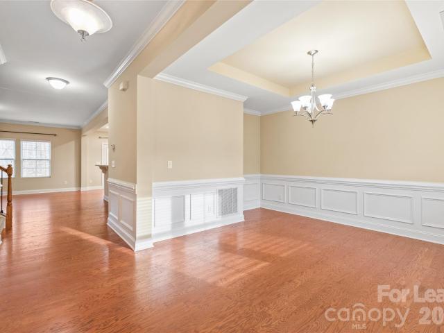 5123 Poplar Knoll Drive