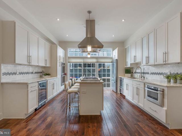 512 14 S Front Street # 2