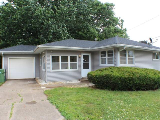 512 18th Ave N, Clinton, IA 52732