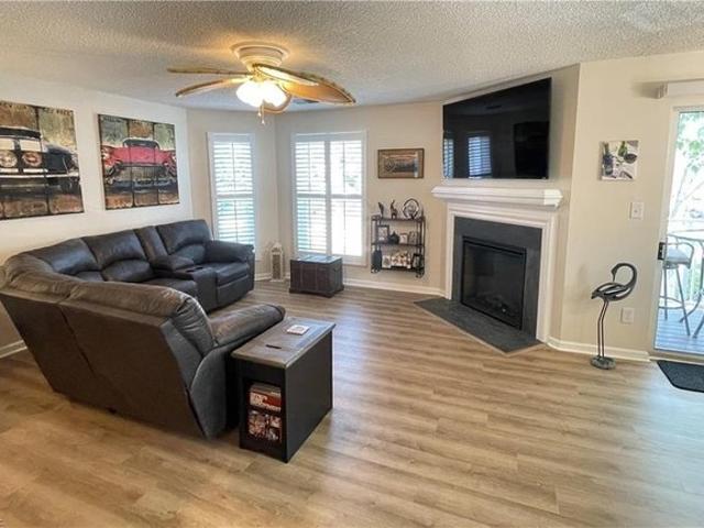 512 24th St Apt 203, Virginia Beach, VA 23451