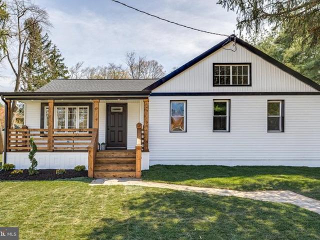 512 2nd St, Hainesport, NJ 08036