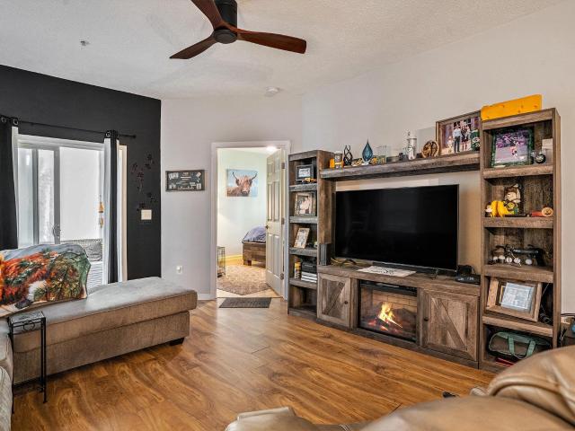 512 35th Ave. N 2