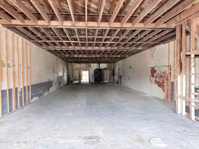512 Court Street