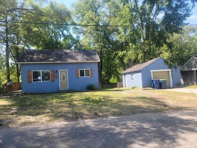 512 Coal Street Rd, Saint Charles, MI 48655