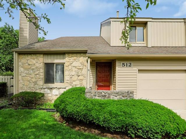 512 Conner Creek Dr, Fishers, IN 46038