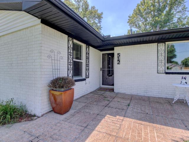 512 Caddo Trail
