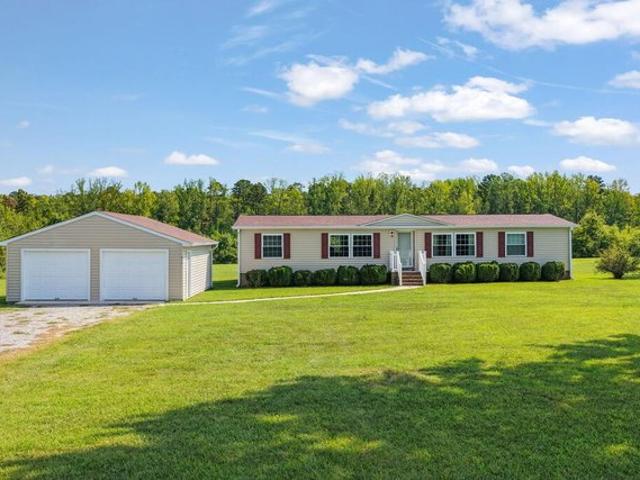 512 Cherry Hill Church Rd, Buffalo Junction, VA 24529