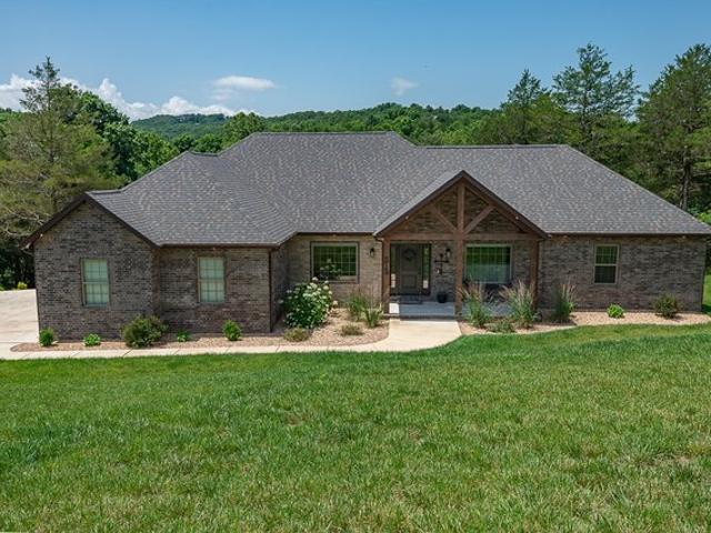 512 Creekside Ter, Saddlebrooke, MO 65630
