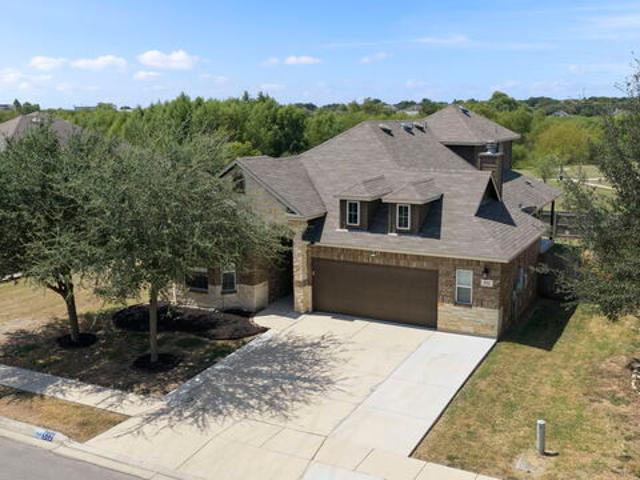 512 Bison Ln