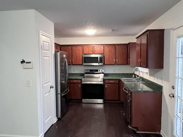 512 Grayson Ct
