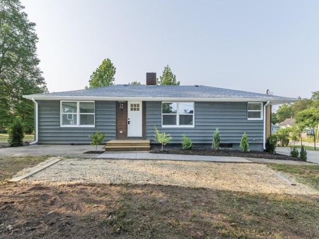 512 Green St, Dowagiac, MI 49047