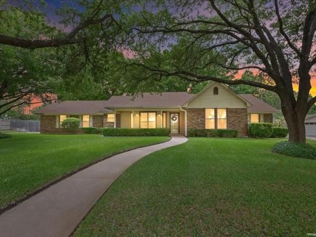 512 Dal Paso Dr, Robinson, TX 76706