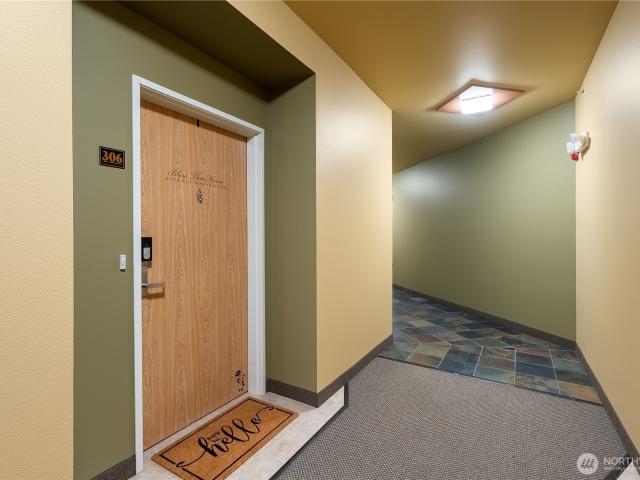 512 Darby Drive # 306