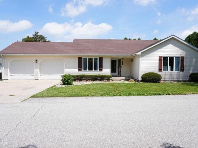 512 E 4th St, Monon, IN 47959