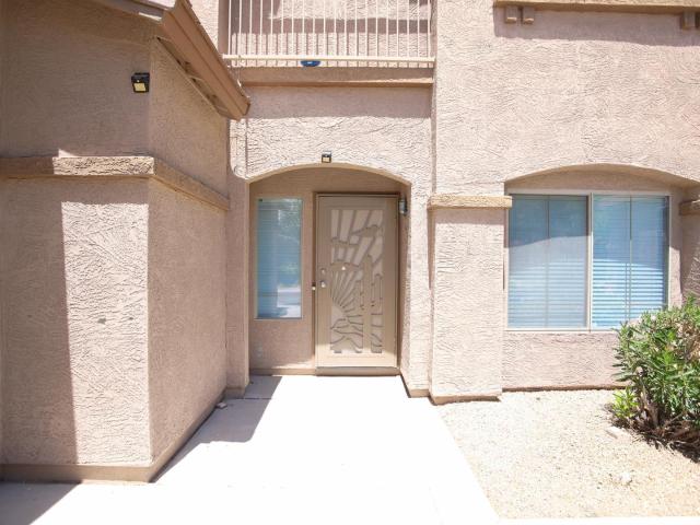 512 E Rainbow Dr, Chandler, AZ 85249 | MLS #7015 | Compass