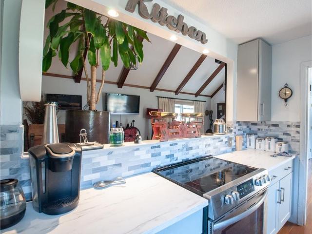512 Forest Lane